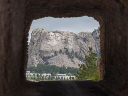 The Best Ways To Visit Mt Rushmore: A Complete Guide