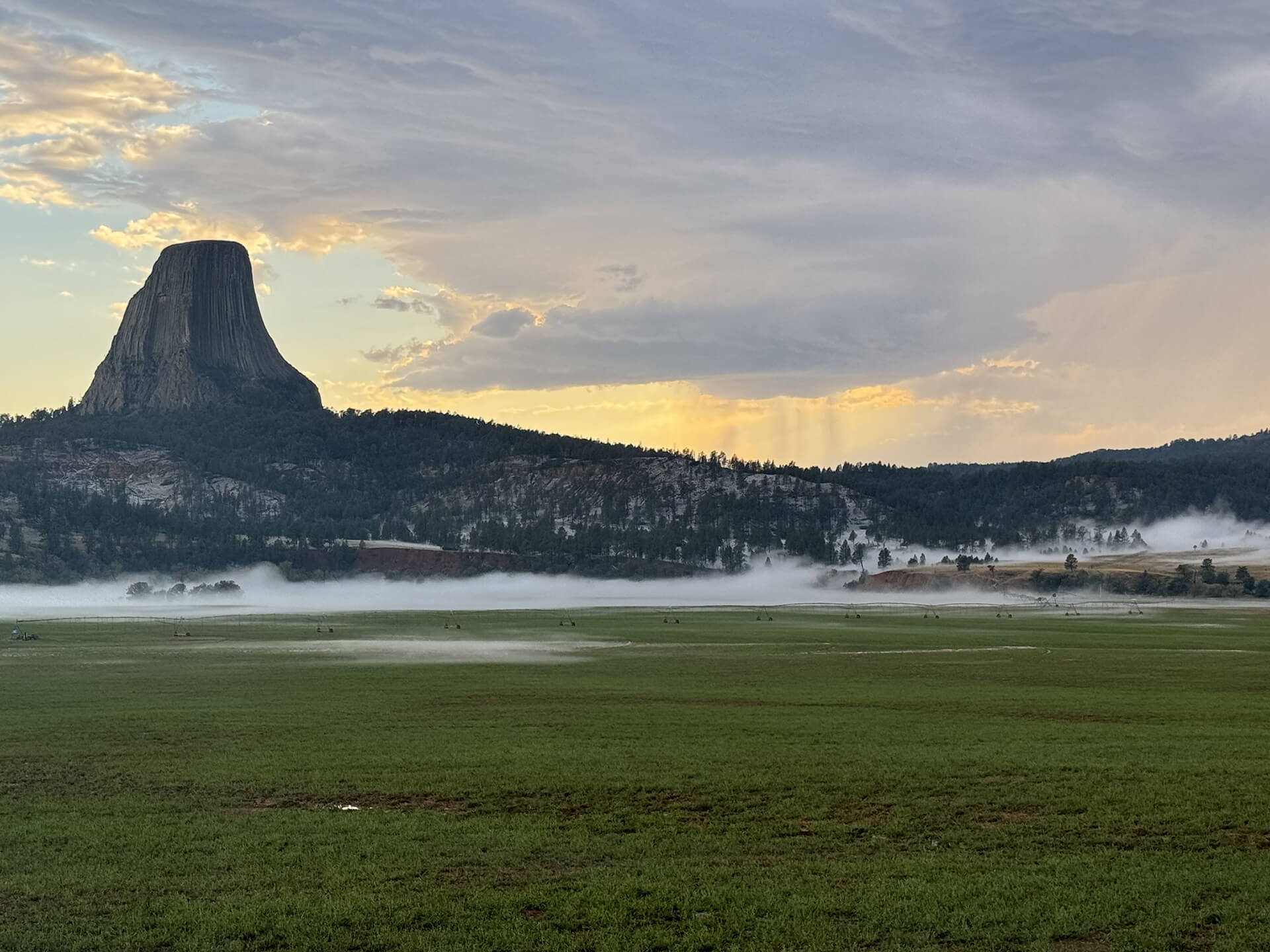 What Is The Story Of Devils Tower National Monument?