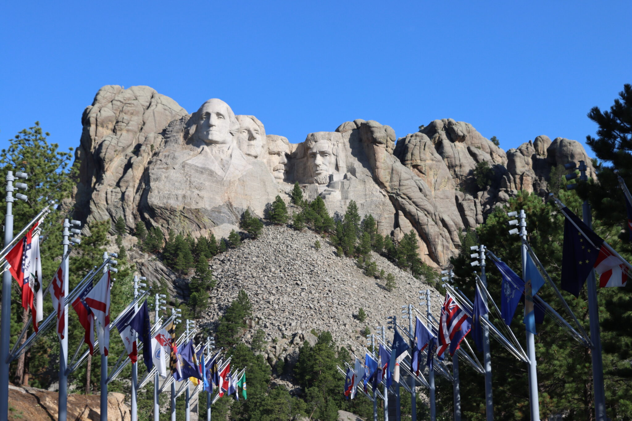 The Best Ways To Visit Mt Rushmore: A Complete Guide